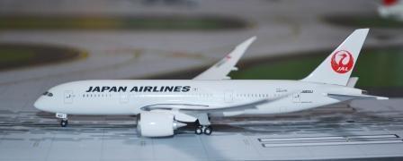 JAL B787－8 JA822J エアプレインモデル 1/400ｻｲｽﾞ 買っちゃいました！！: アナちゃん趣味便り！
